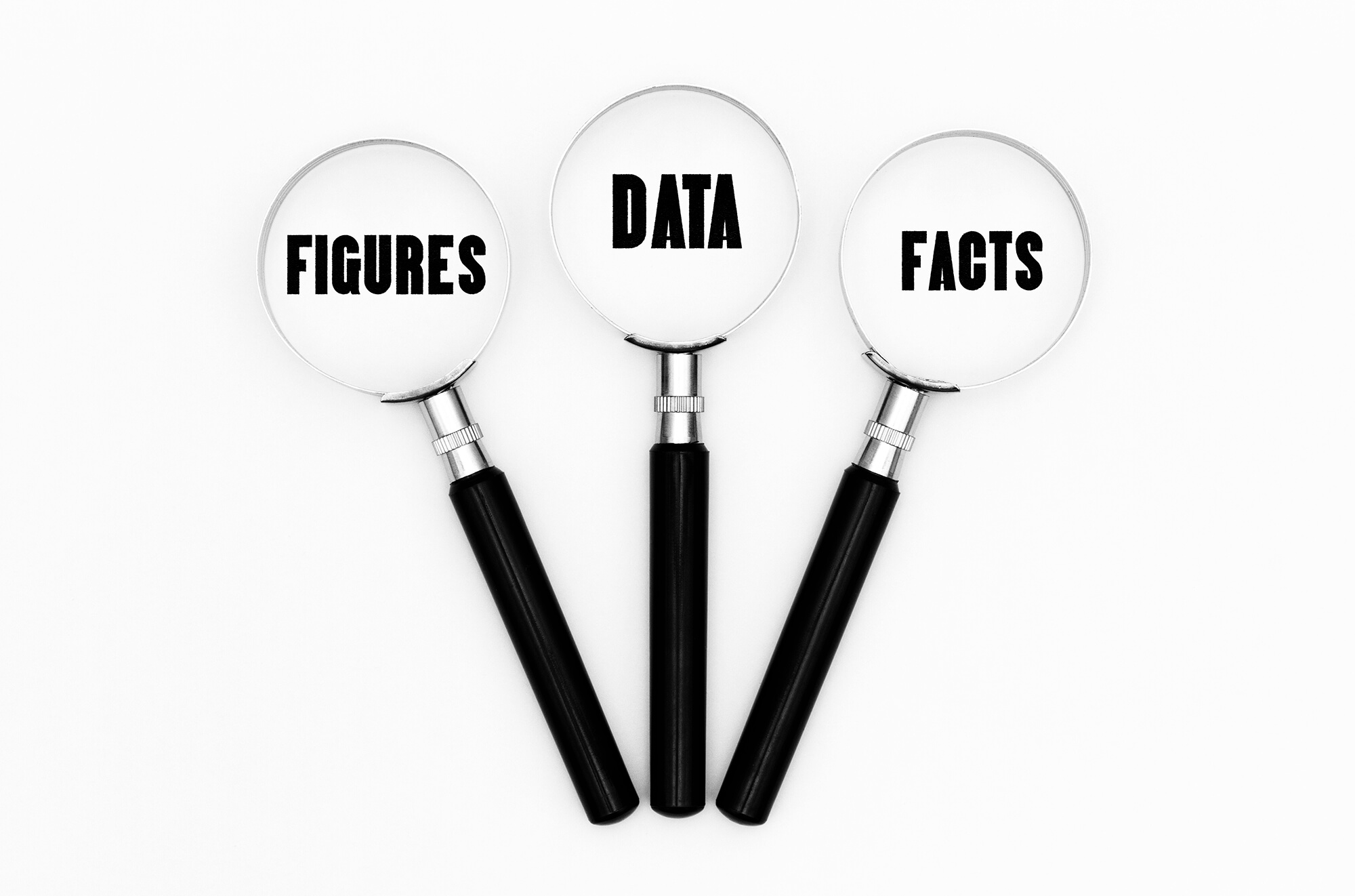 Social Media: Facts, Figures & Forecasts Social Media: Facts, Figures & Forecasts